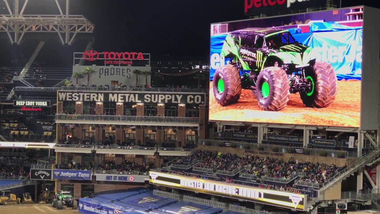 Monster Jam Trucks San Diego 1/21/2017 Monster Energy vs Wild Flower ...