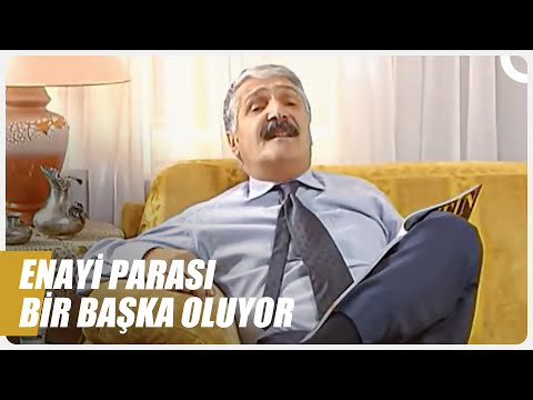 Katil'in Paralarını Çalıyorum, Ruhu Bile Duymuyor | Bizimkiler