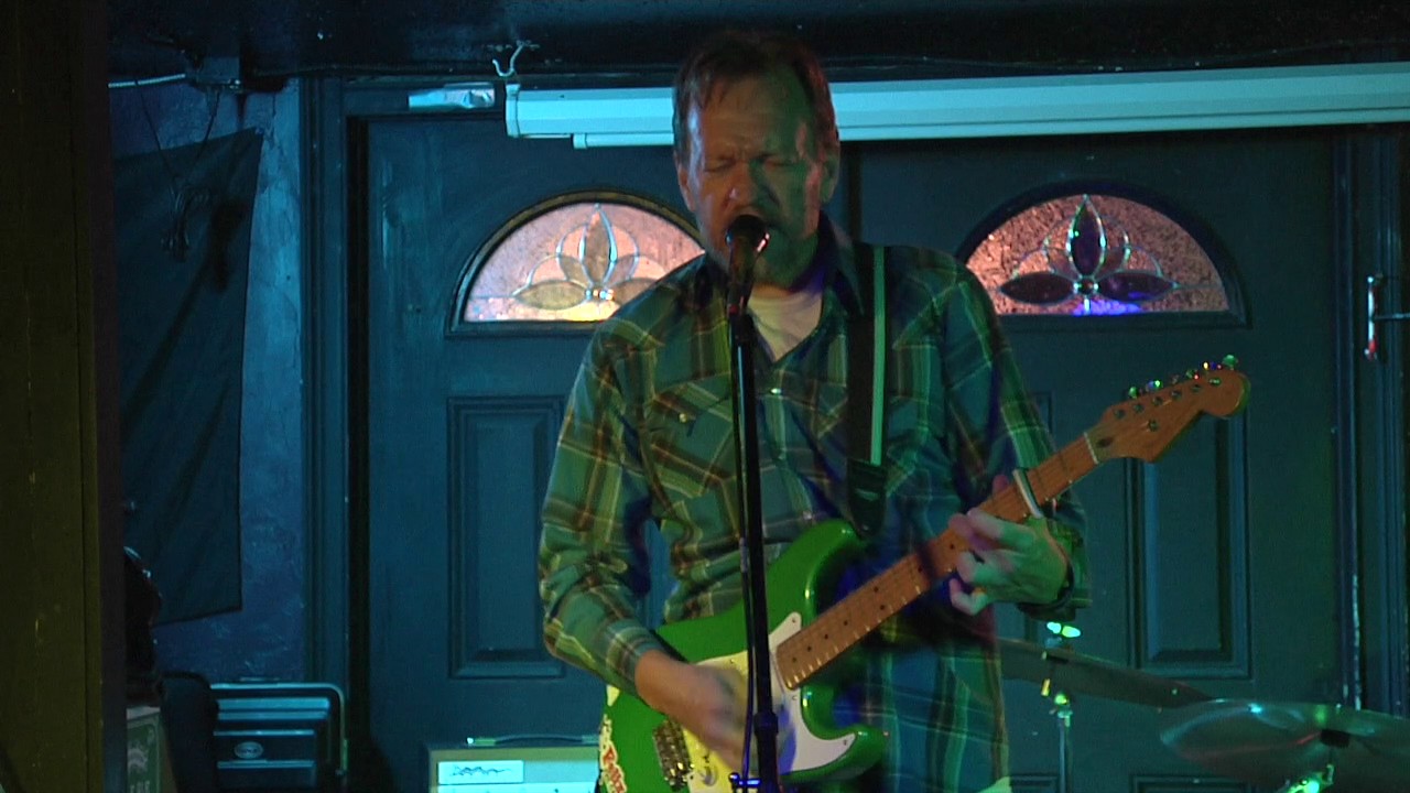 Sam Frazier at the Kraken - YouTube