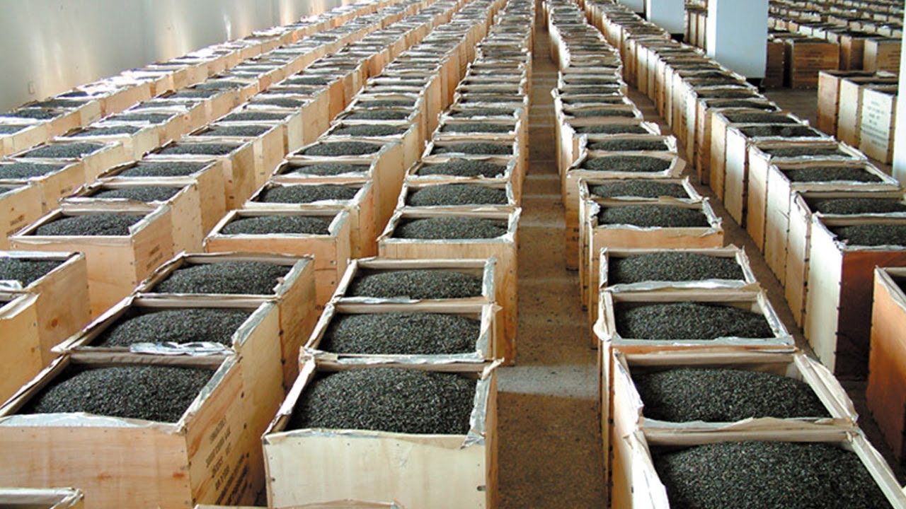 Loose tea packaging process packed by wooden crates 夹板箱大包装生产流程 - YouTube