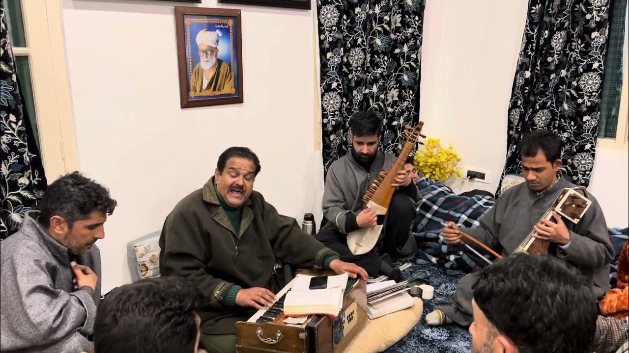 Afsooz Tas Kuth Yus Aakha Be Yaar Marith Gow(KALAMI NYEM SOEB)Singer Farooq Ah Ganie - YouTube