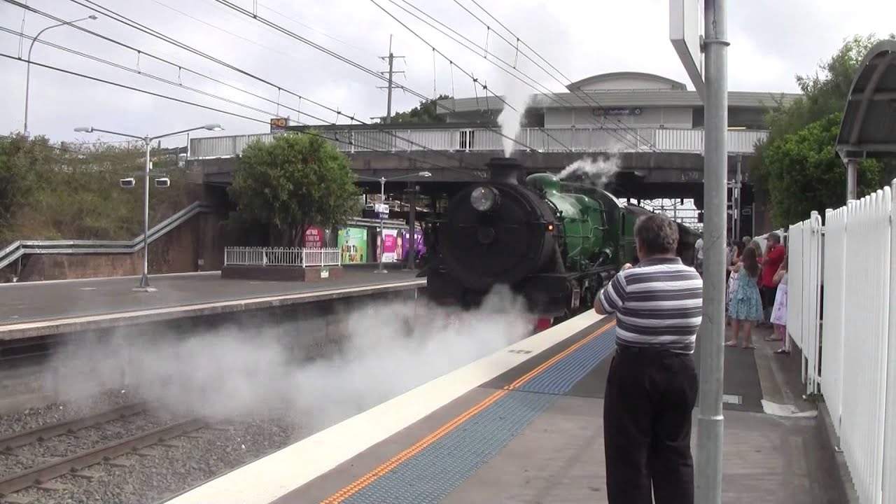 3642 'Rail & Sail/Steam To The Surf' At Sutherland Station, 9th ...