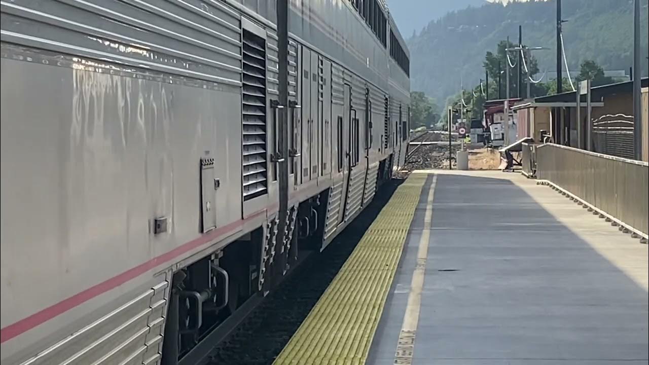 6/8/2024 Amtrak 28 arrives at bingen for a station stop then departs for points east - YouTube