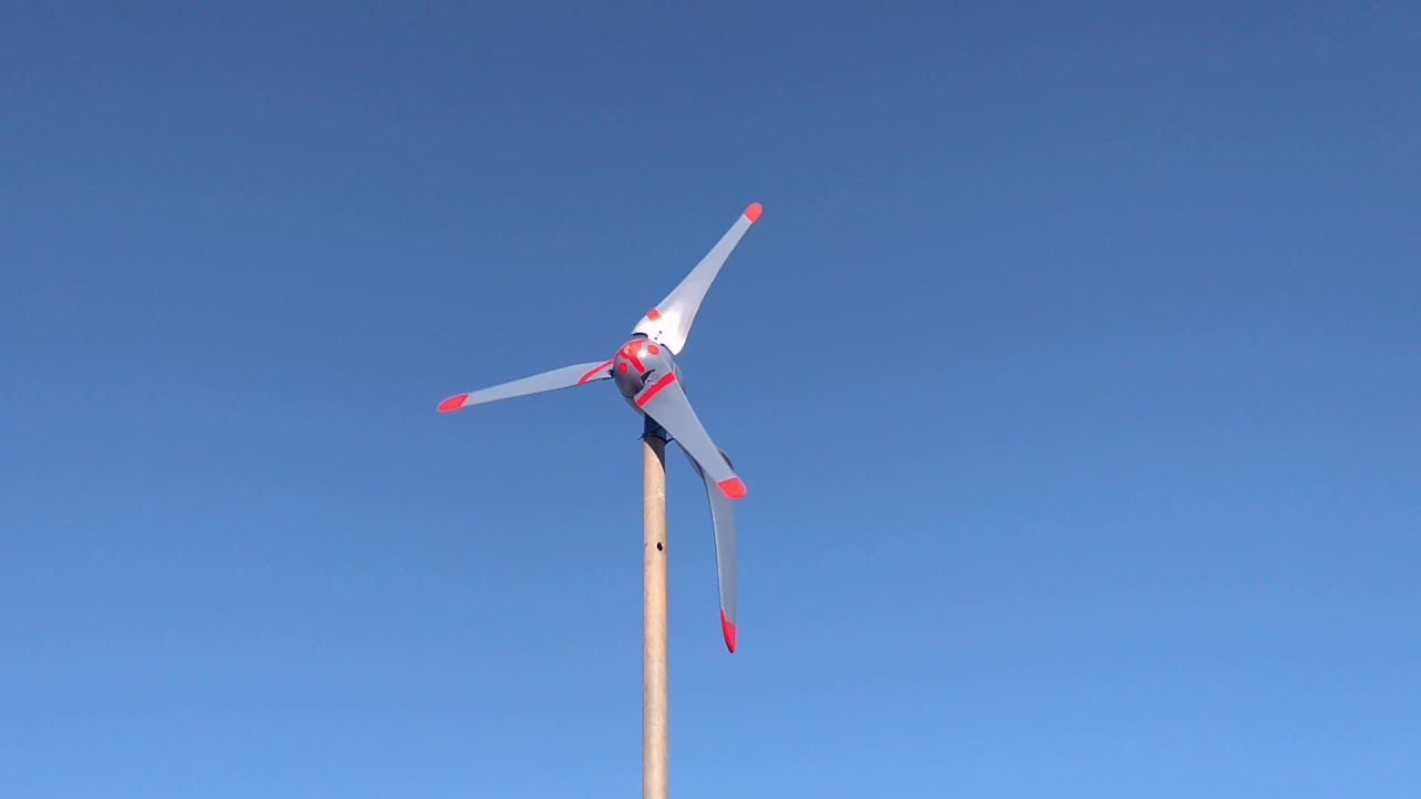 The wind turbine is back online in Santa Fe New Mexico - YouTube