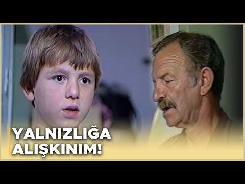 Yıkıla Yıkıla Türk Filmi l Bekçi Baba Ve Aİlesi , Serdar'a Sahip Çıkıyor