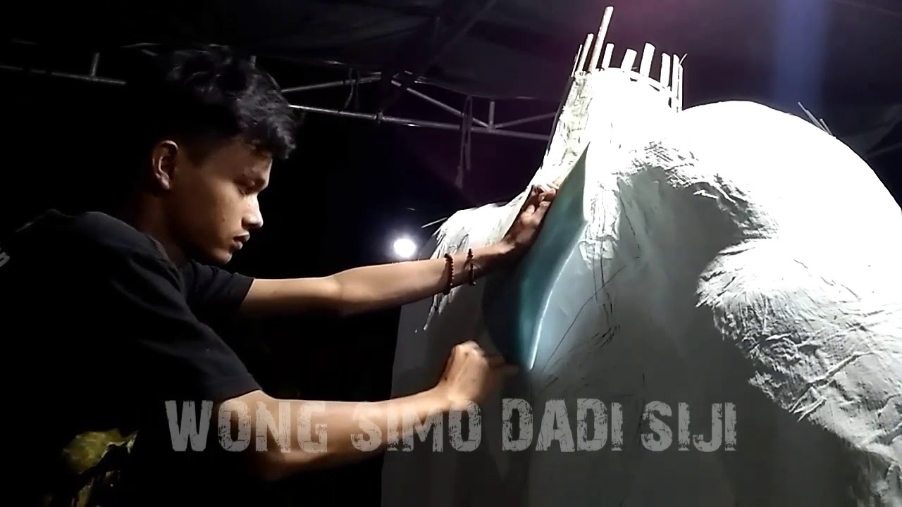 Proses pembuatan patung ogoh - ogoh Bima Melawan Naga - WONG SIMO - YouTube