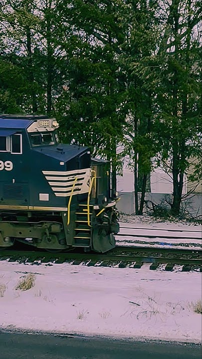 4599 and 4540 NS Locomotives - YouTube