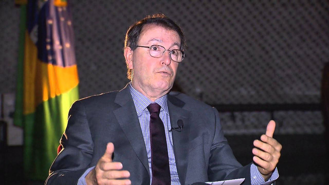 Entrevista - Roberto Piscitelli (Seguro Desemprego) - YouTube