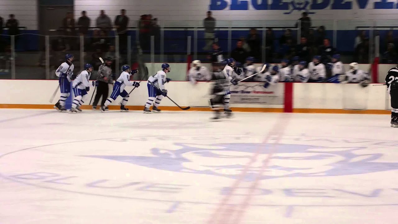 Jake Lynch celebrates goal vs Xavier 12/23/14 - YouTube