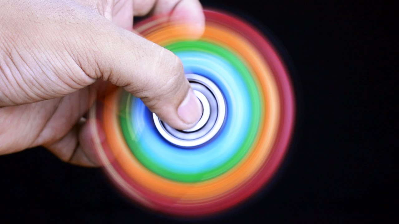 Homemade 1000 MPH RAINBOW FIDGET SPINNER | DIY Easy 99999+ RPM EDC Hand ...