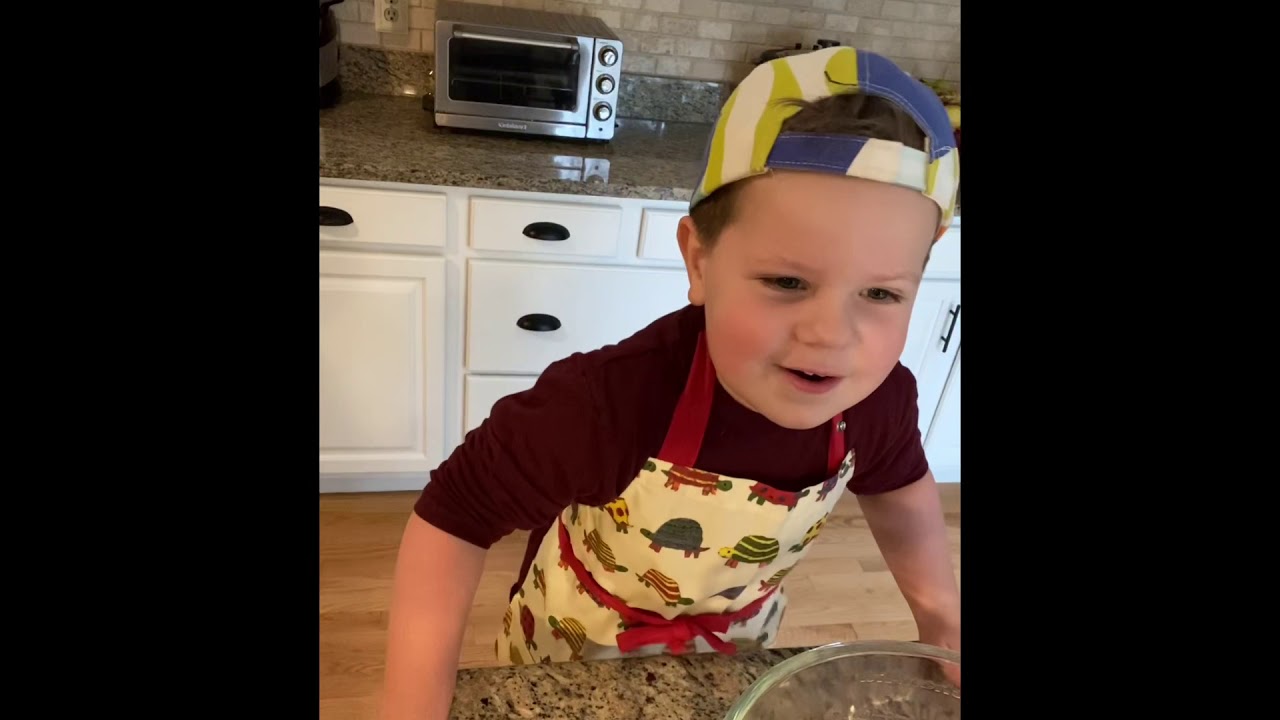 Max’s Cooking Show: Chocolate Chip Cookies! - YouTube