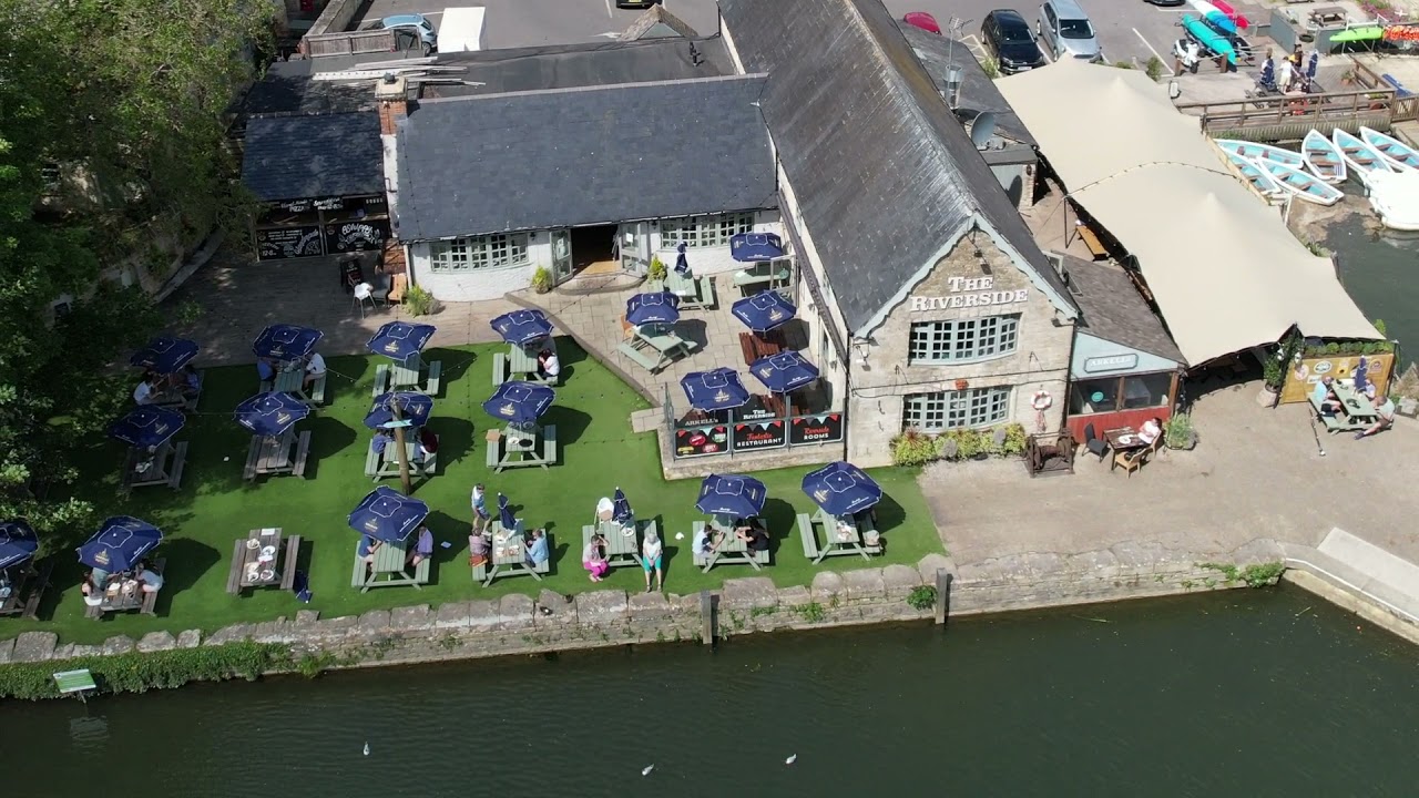The Riverside at Lechlade-on-Thames - YouTube