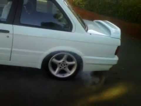 BEST STANDSTILL EVER!!! 325iS E30 aka "GUSHESHE" - YouTube