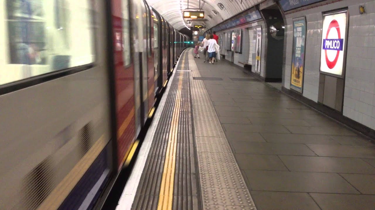Victoria Line 2009 Stock departing Pimlico - YouTube