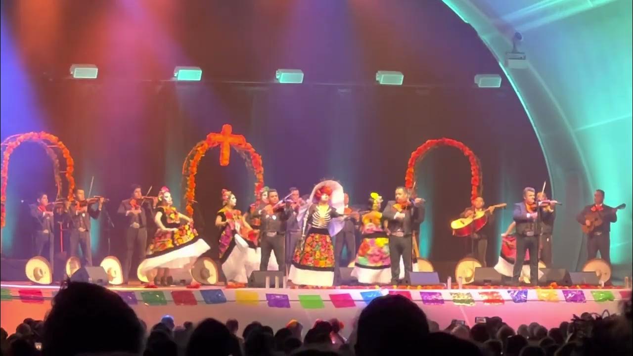 La Llorona - Mariachi Los Camperos y Grupo Folclórico Chiquina Palafox ...