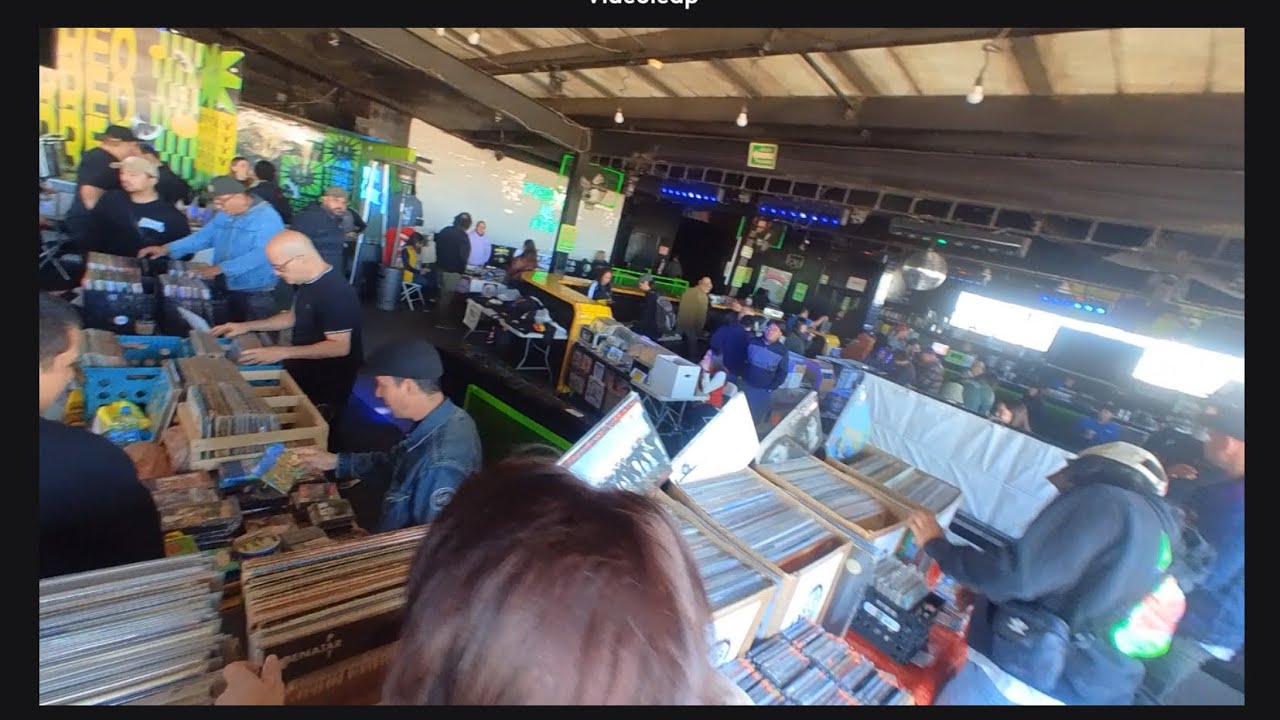 Tijuana récord show 2024 recorrido y Dj set en vinyl hi fi - YouTube