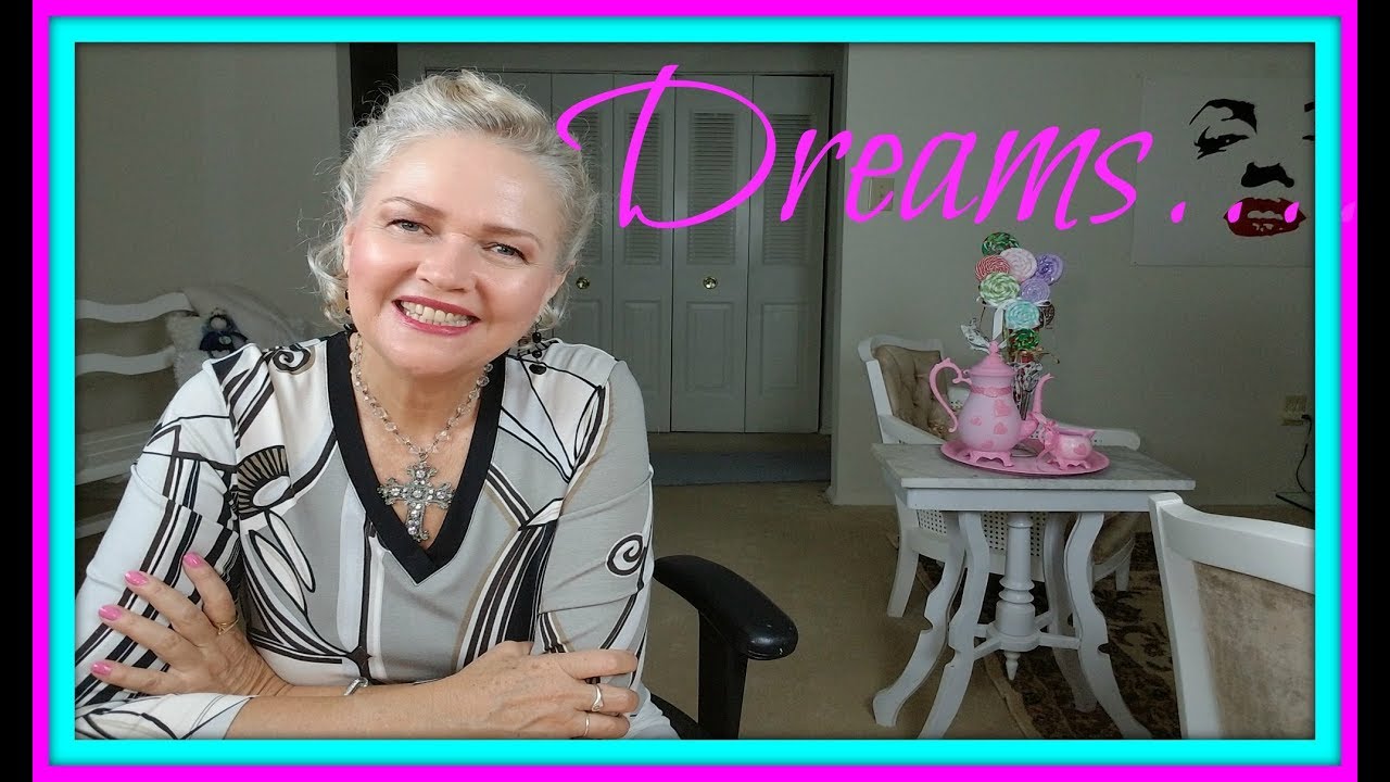 Show Some Love Challenge - Hostede by: Mrs Vee - YouTube