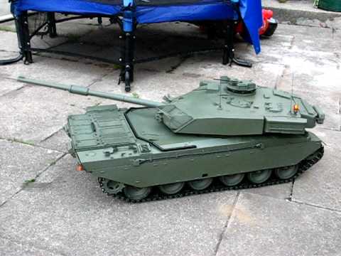 Challenger 1 tank RC radio control model - YouTube