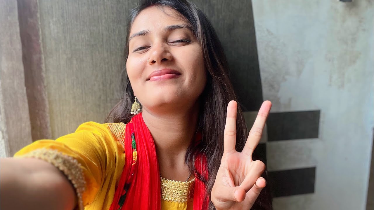 Pehnavaa_by_rupam is live - YouTube