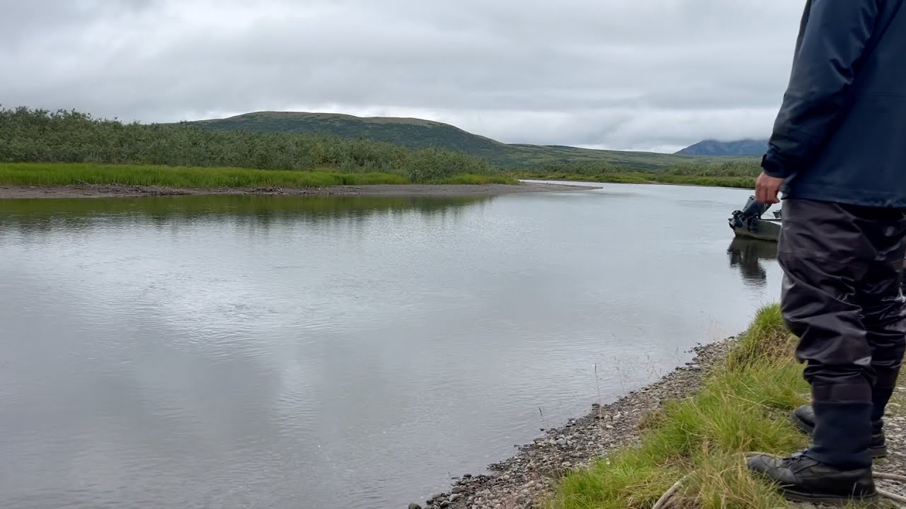 A Day in the Life Working at a Remote Alaskan Fishing Lodge - YouTube
