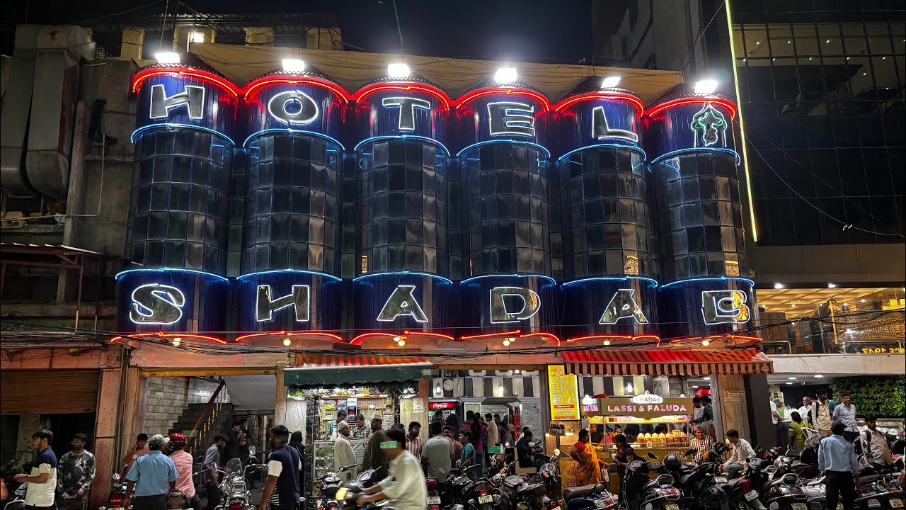Hotel Shadab😋 #hyderabad #vlog #iconic #legandry #briyani - YouTube