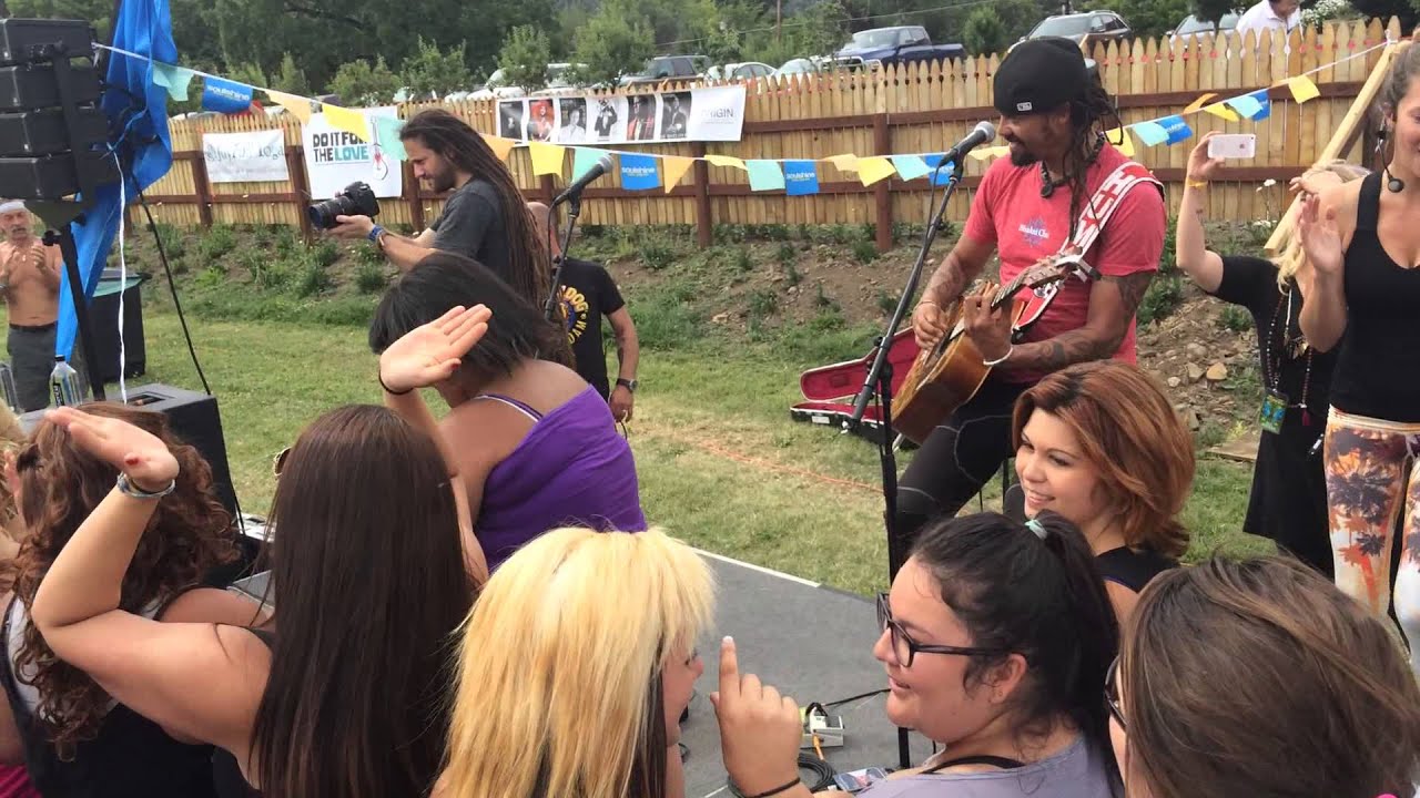 Michael Franti Soulshine Yoga Jacksonville Oregon 2014 - YouTube