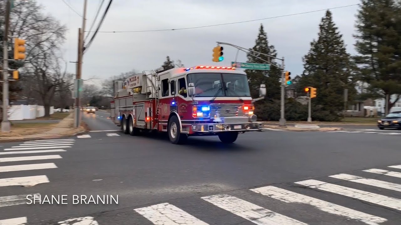 MTFD Tower Ladder 170 (31-7-90) Responding - YouTube