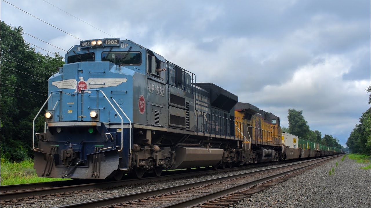 UP 1982 (Missouri Pacific Heritage Unit) Leads NS 23K In Osceola, Indiana! 7/13/21 - YouTube