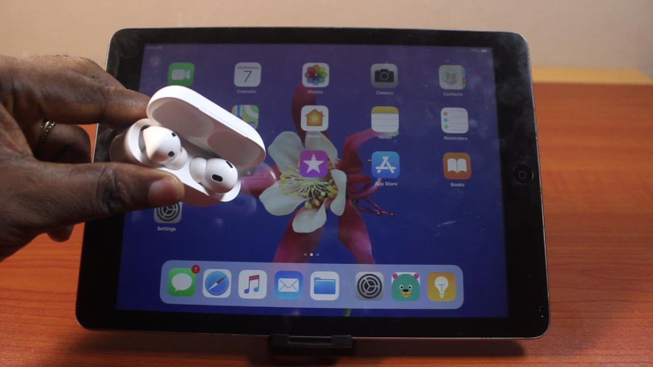 How to Change AirPods Pro 2 Microphone on iPad - YouTube