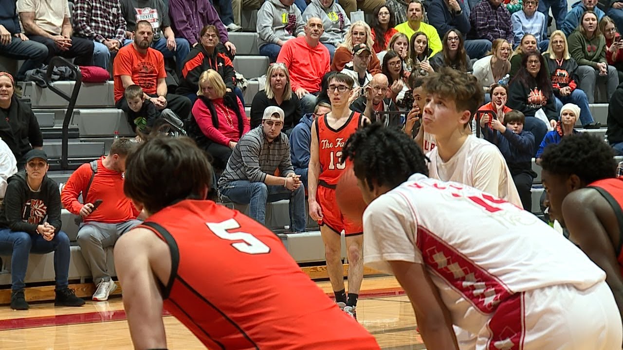 LaBrae freshman sends Vikings past Newton Falls in comeback win - YouTube