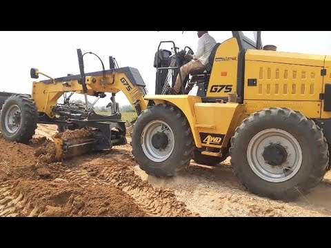 Mahindra Largest Grader Machine Video | world largest Grader machine ...