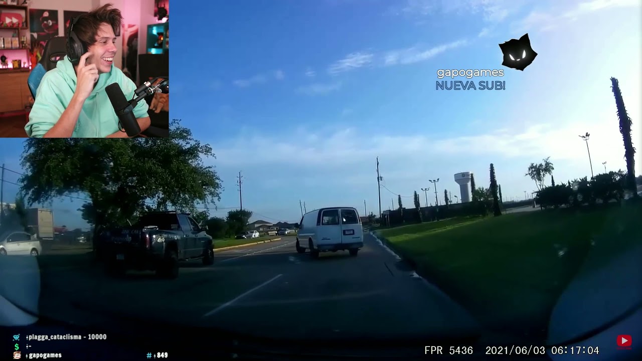 El Rubius reacciona a choques de autos #1 - YouTube