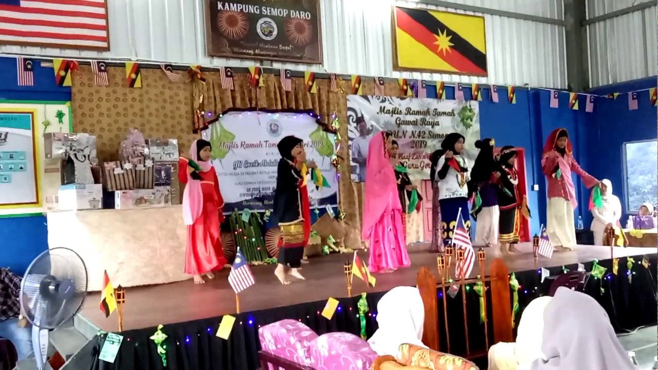 Persembahan Tarian dari Adik-adik SK Semop - YouTube