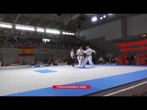 1st WKB World Open Champ: 1/16 Mithat Can Zarifoğlu (Turkey, aka) - Robert Maruszczyk (Poland)