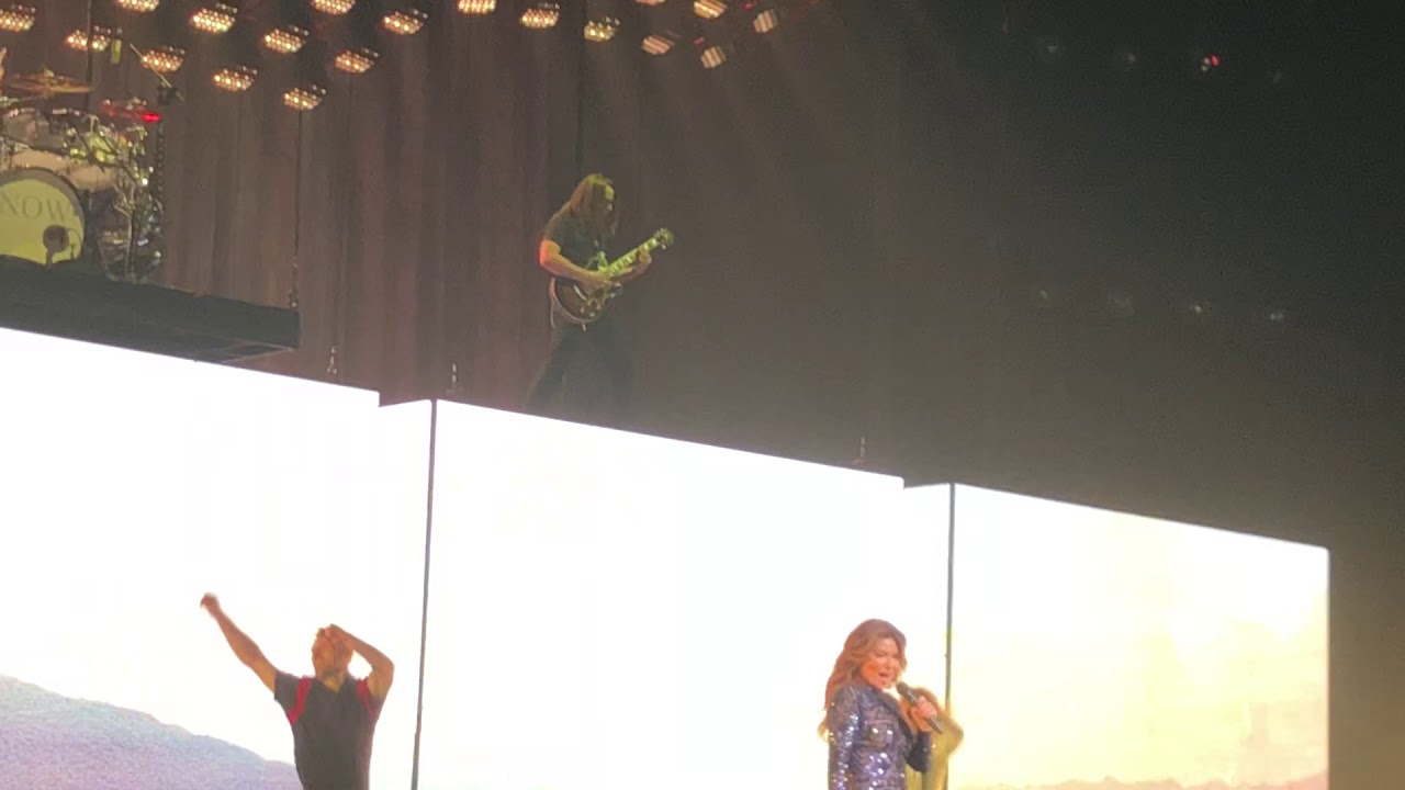 Allison Cornell Shreds the Fiddle Sept 22, 2018 #ShaniaNOW - YouTube