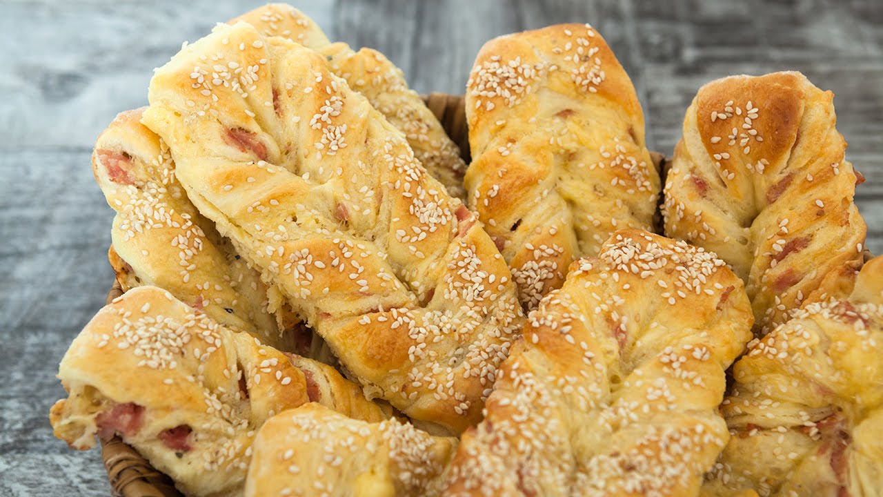 Mašnice sa šunkom i sirom - Pastry with salami and cheese - Bebina ...