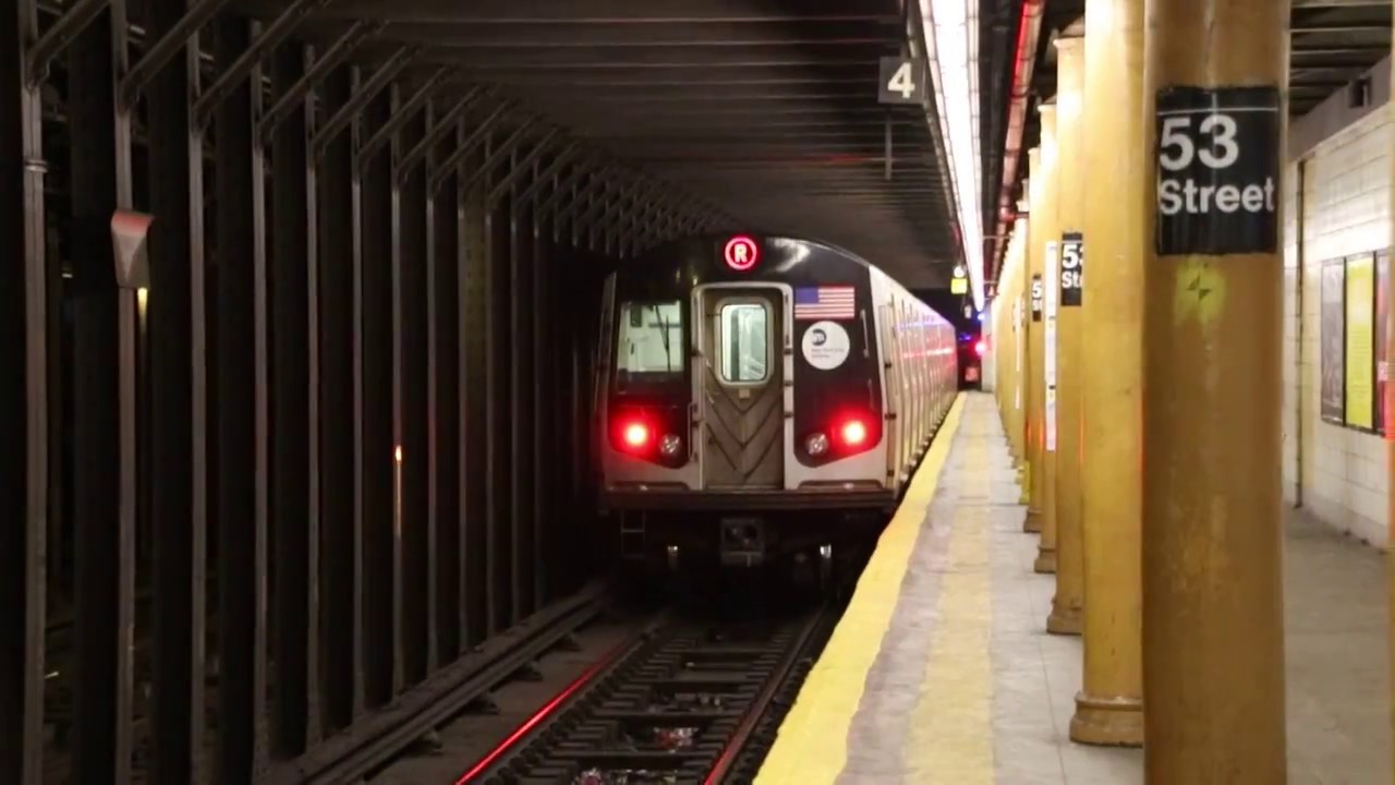 MTA NYC Subway R train leaving 53rd St - YouTube