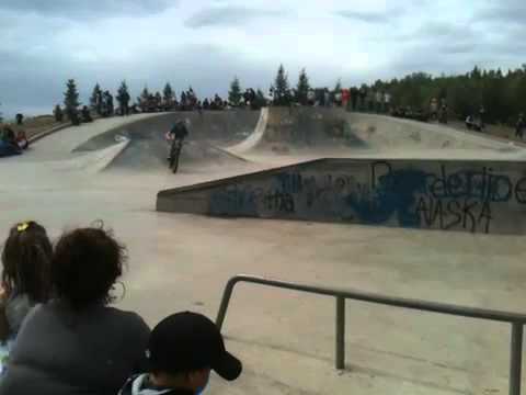 Skatepark competition in alaska - YouTube