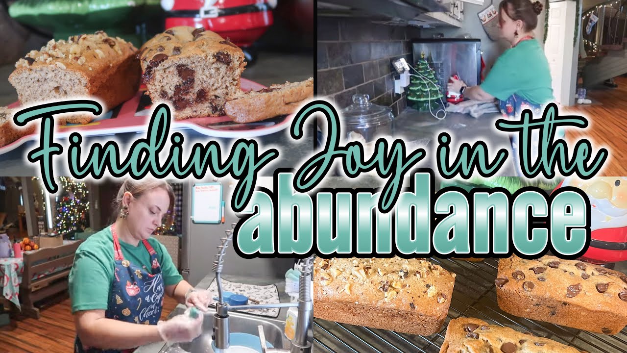 When You're Not Feeling The Christmas Spirit - YouTube