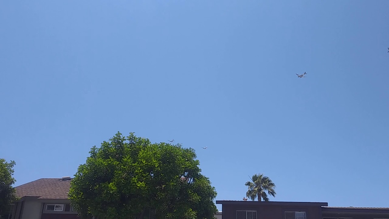 AMAZING FOUR C-47 Flyover Memorial Day 2020 - Long Beach, CA ...