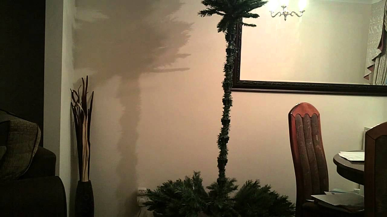 self erecting christmas tree. - YouTube
