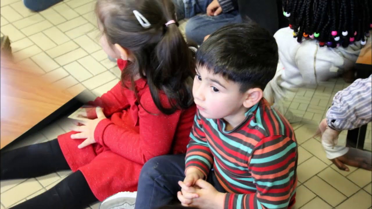 De kleuters van basisschool 'Het Klimrek' - YouTube