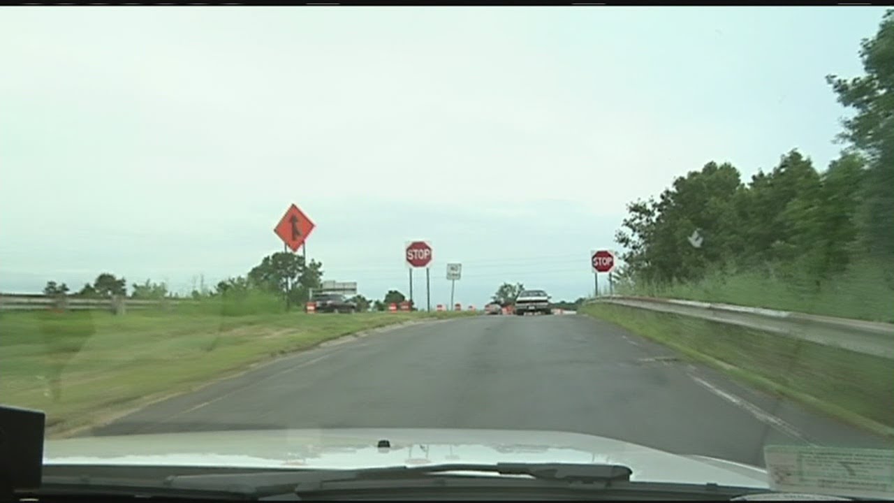 Stop sign on I-91 on-ramp - YouTube
