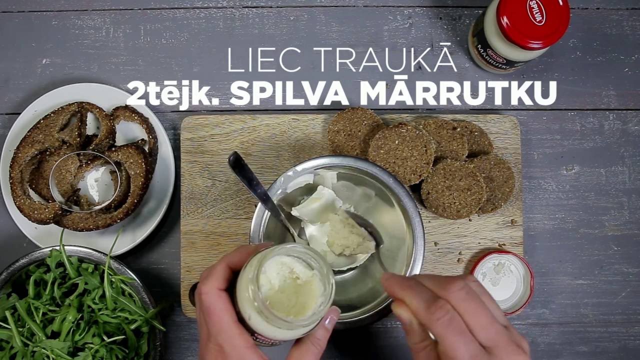 Spilva. Sāļās uzkodas - kanapē maizītes ar mārrutku krēmu un siļķi ...