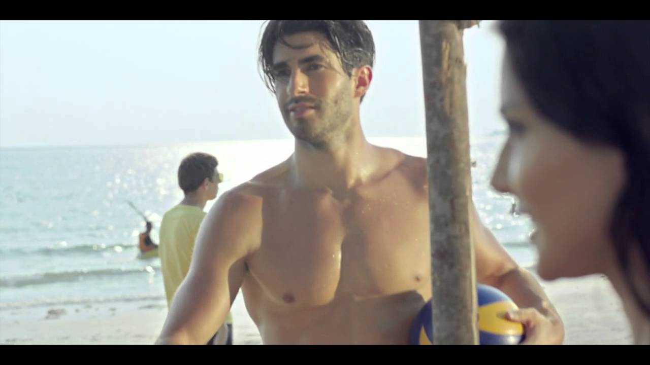 ADDICTION DEO (BEACH) : SUNNY LEONE - YouTube