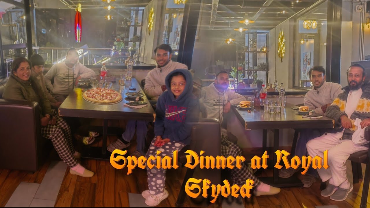 Special Dinner at Royal Skydeck 🍕@meenuvlogsuk04 - YouTube