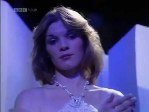 Pans People - Theme From Mahogany [Do You Know Where You're Going To] - TOTP TX: 15/04/1976