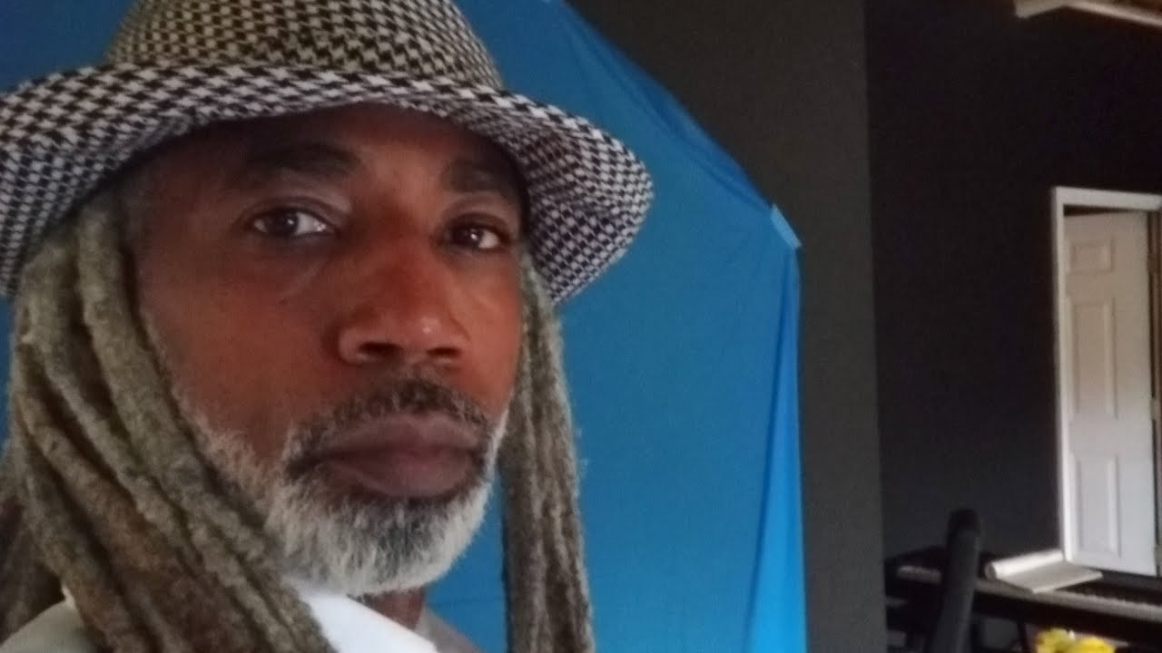 AKIL THE MC: Tuesday Thoughts - YouTube