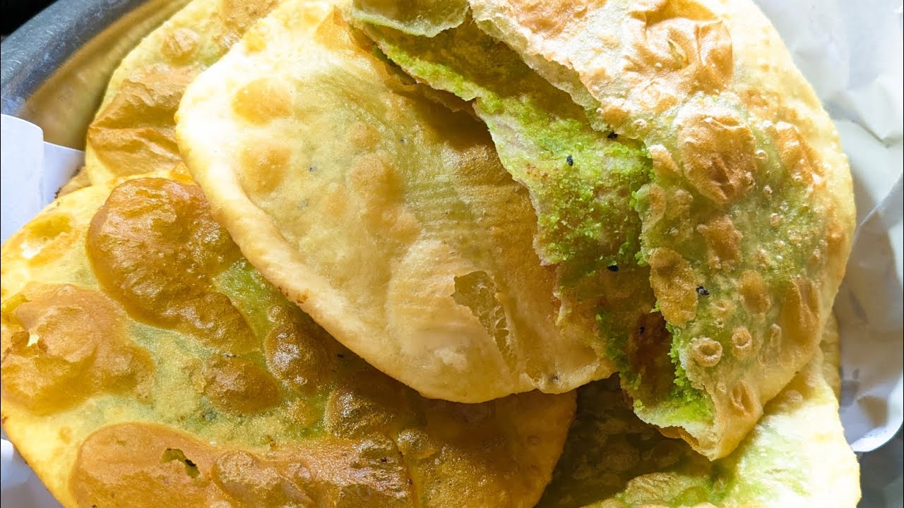 কড়াইশুঁটির কচুরি | koraisutir kochuri | full recipe in the description ...