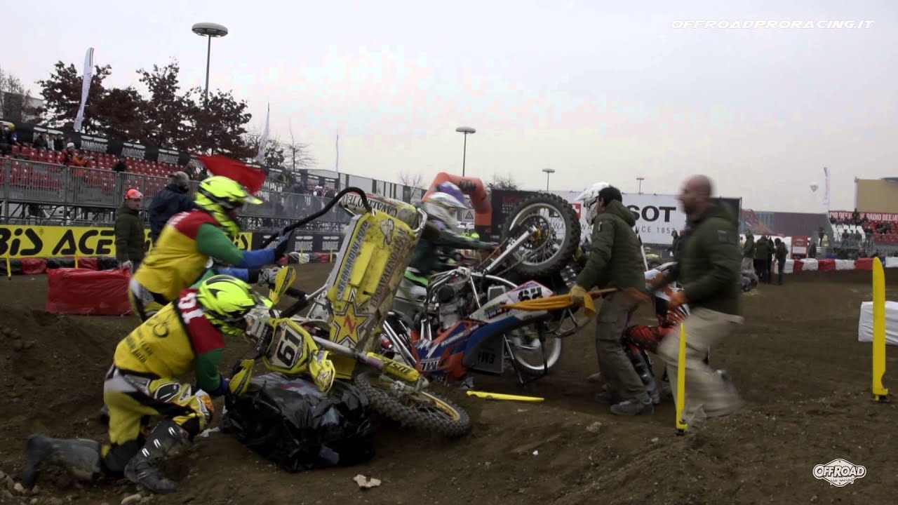 MotoLive 2015 - SIDECAR CROSS crash - YouTube